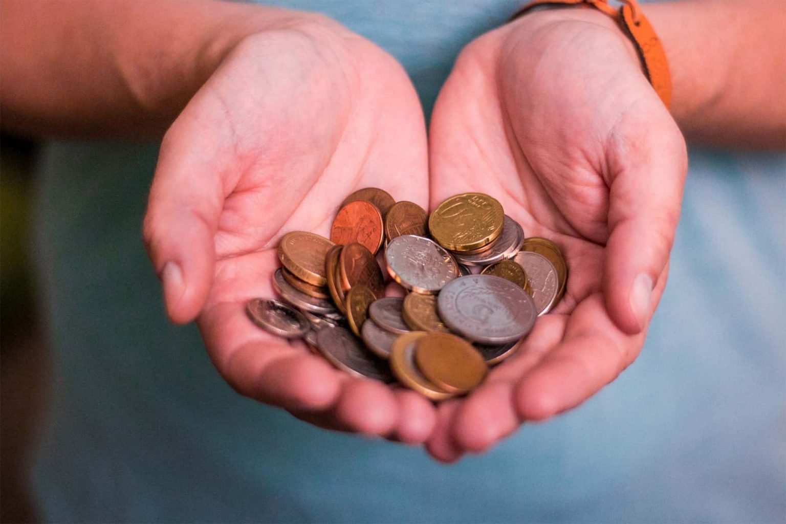 How To Save Money While Travelling These Foreign Roads Travel Food How To Save Money While Travelling These Foreign Roads Travel Food